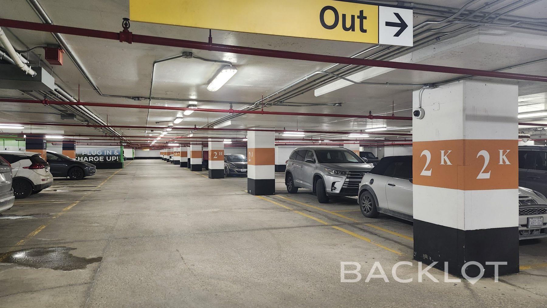 595 Bay Street (Parking/Transportation) - Backlot