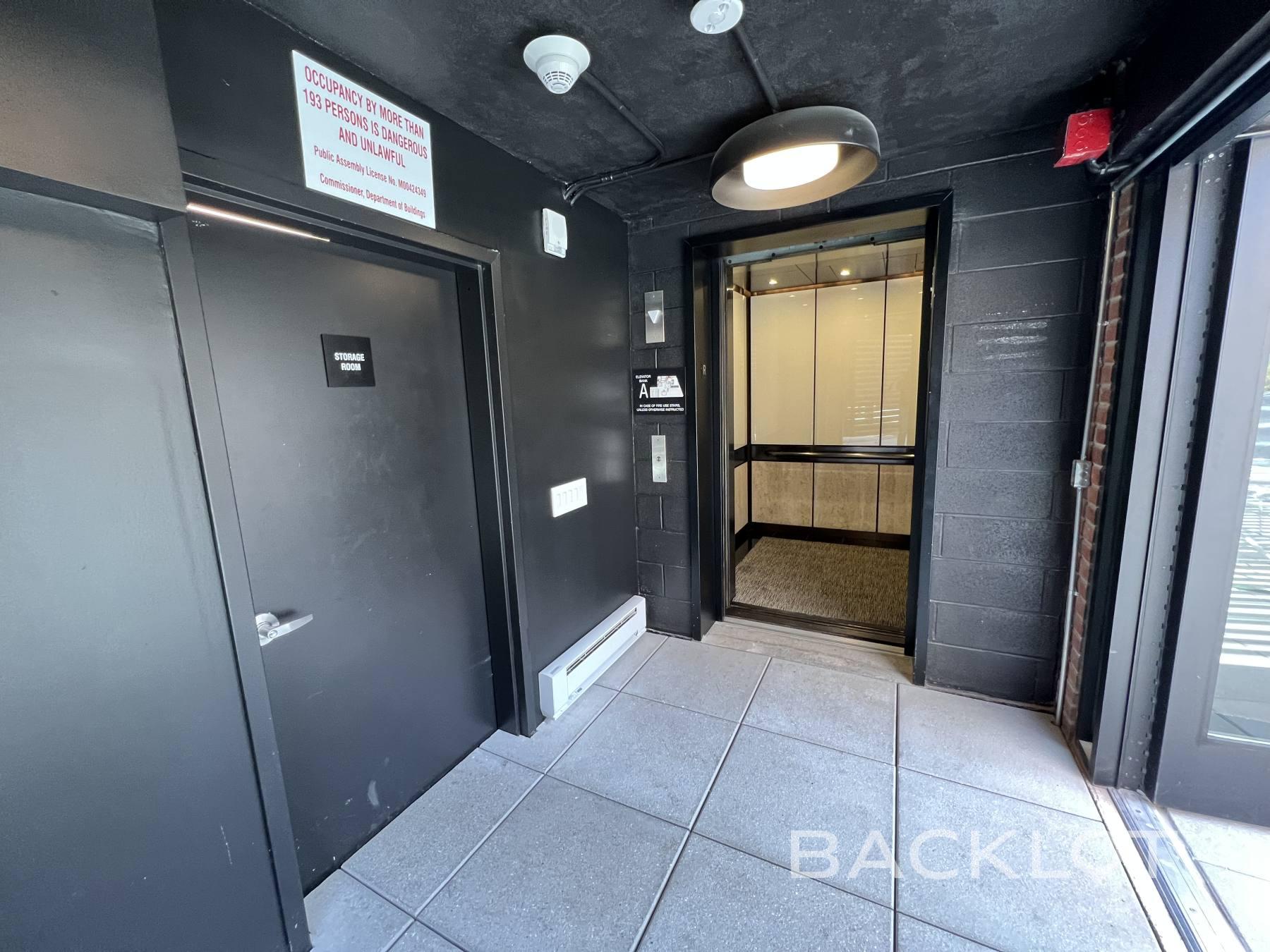 1370 Broadway (Roofs) - Backlot