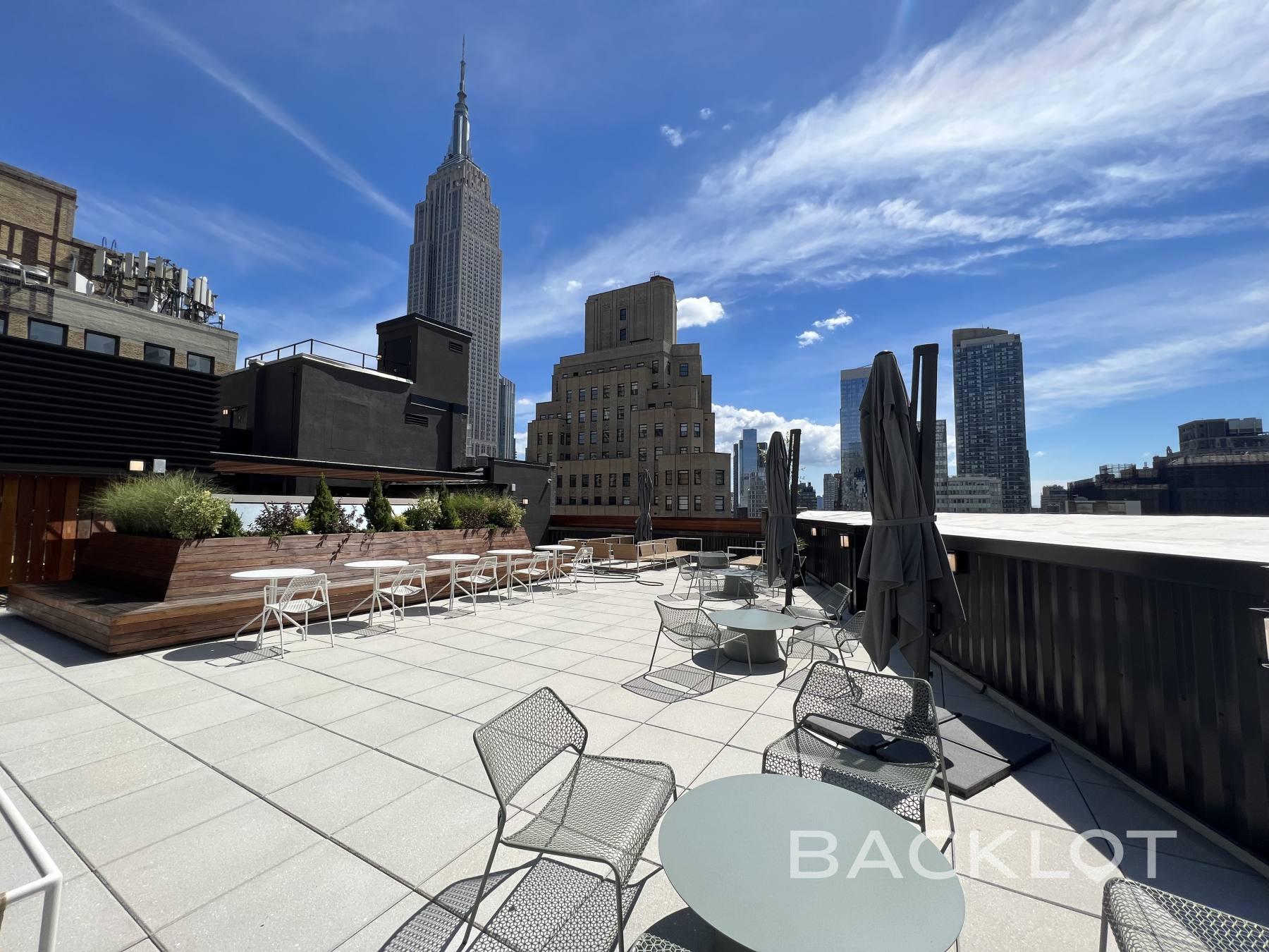 1370 Broadway (Roofs) - Backlot