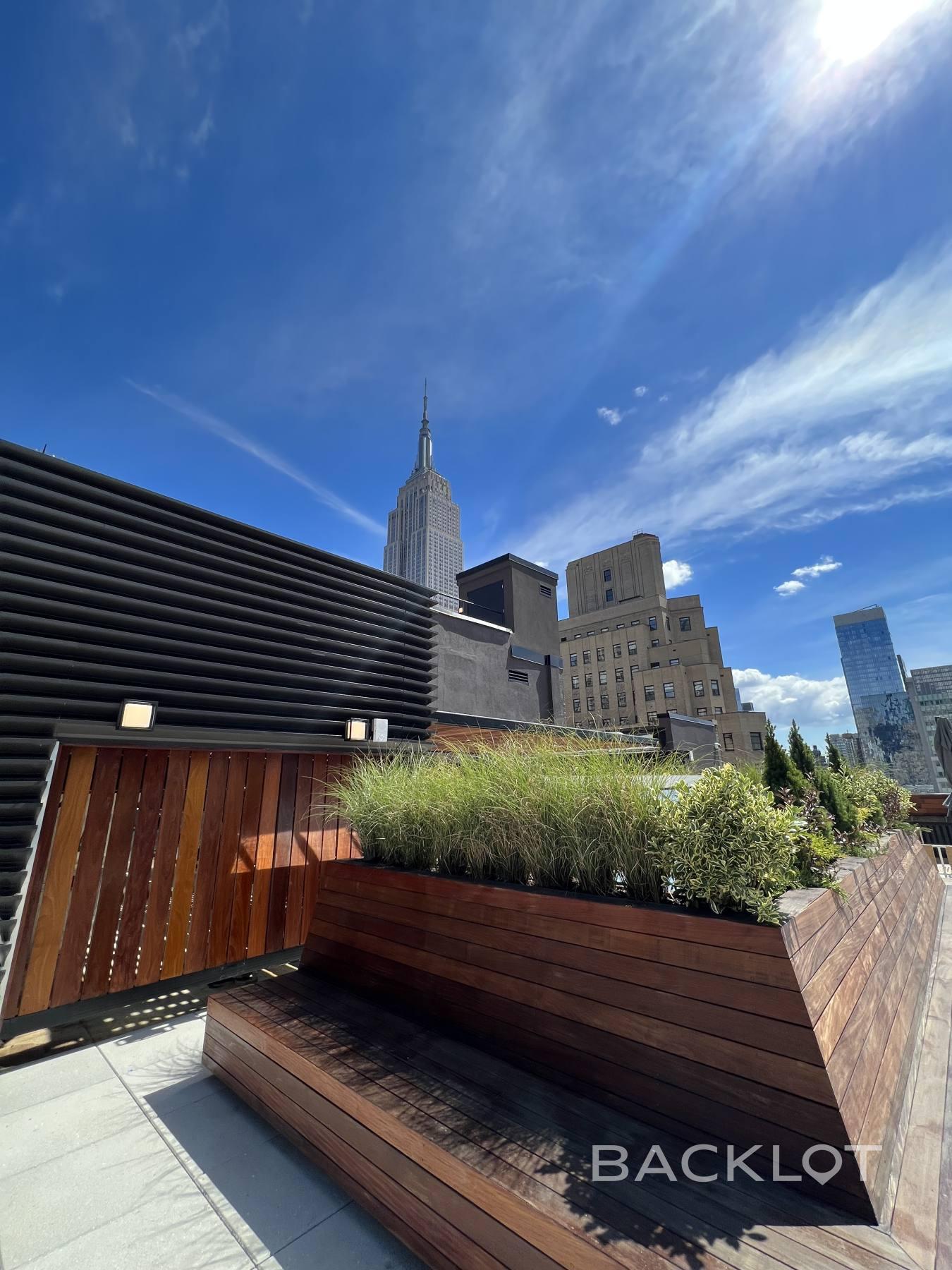 1370 Broadway (Roofs) - Backlot