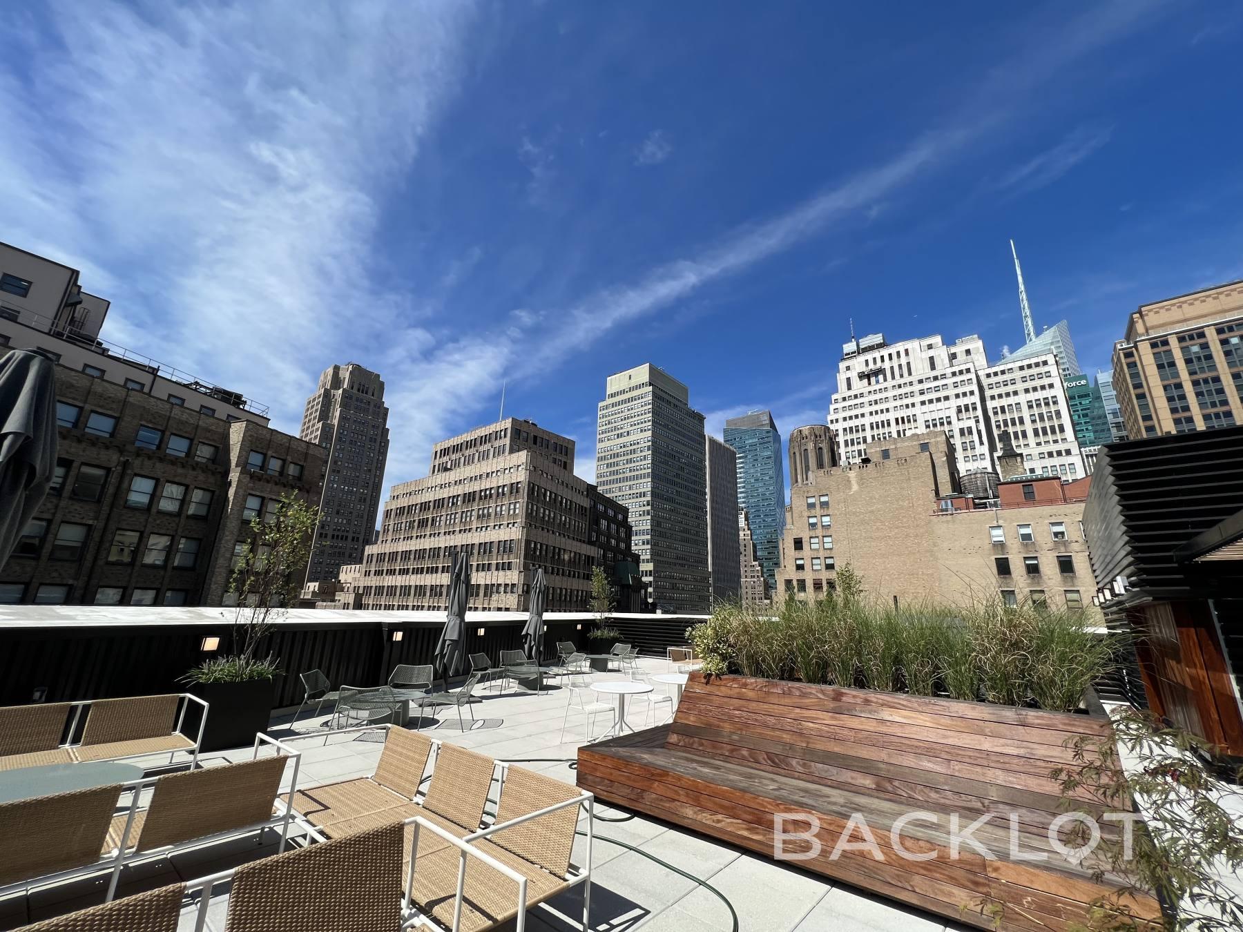 1370 Broadway (Roofs) - Backlot