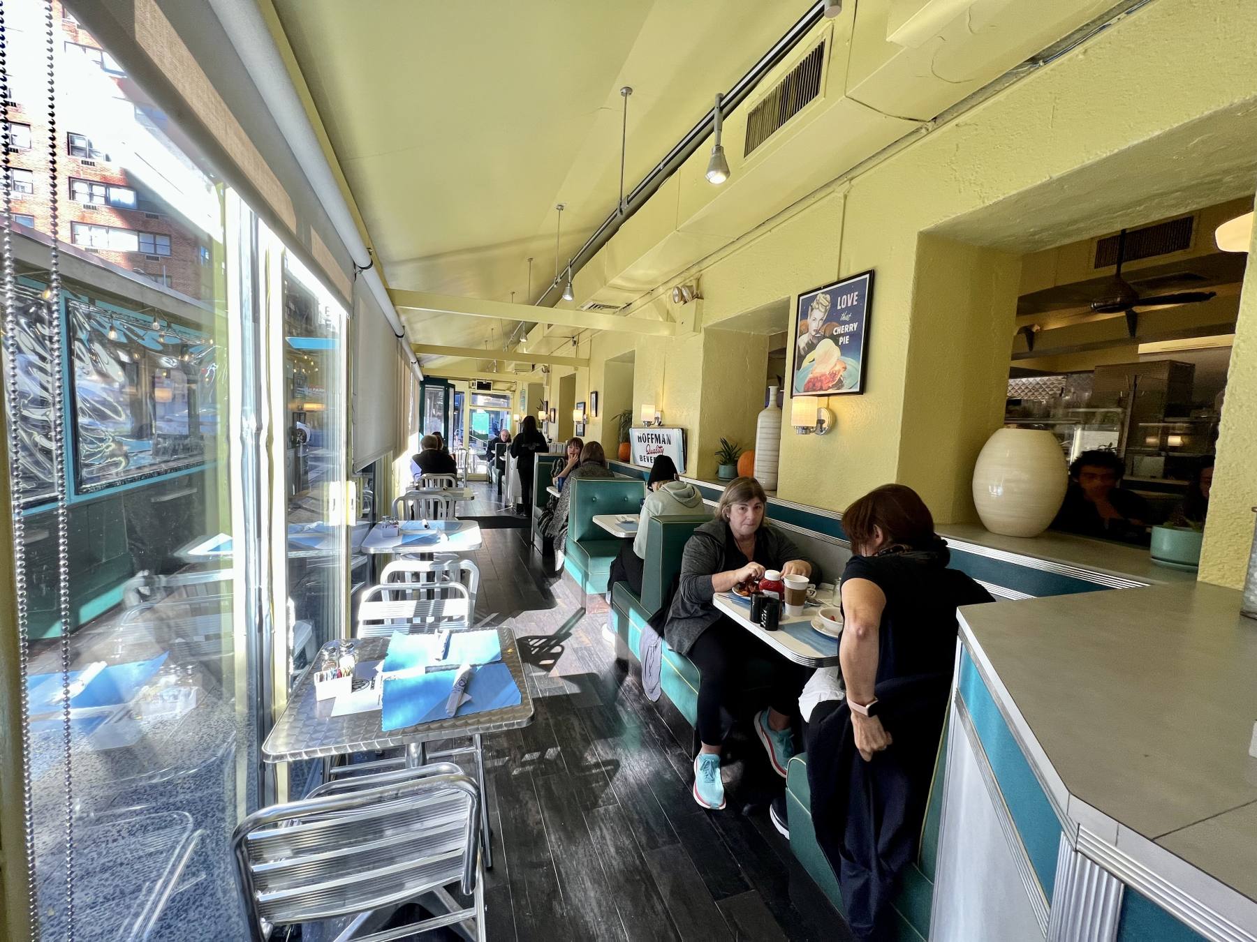 EJ's Luncheonette (Restaurants) - Backlot