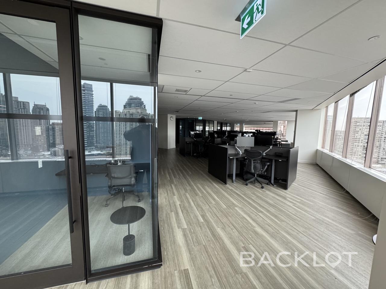 5650 Yonge Street FL 11 (Offices) - Backlot