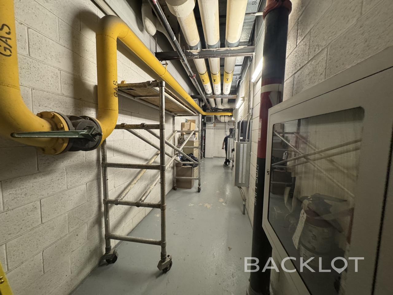 36 Toronto Street (Roofs) - Backlot