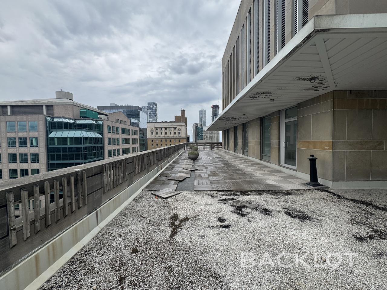 20 Toronto Street (Roofs) - Backlot