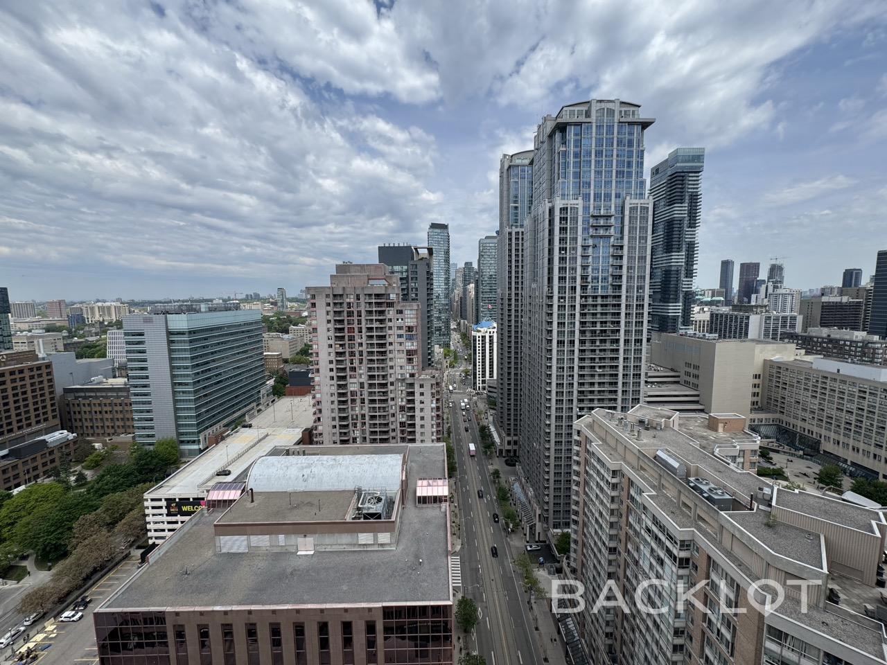 700 Bay Street (Roofs) - Backlot